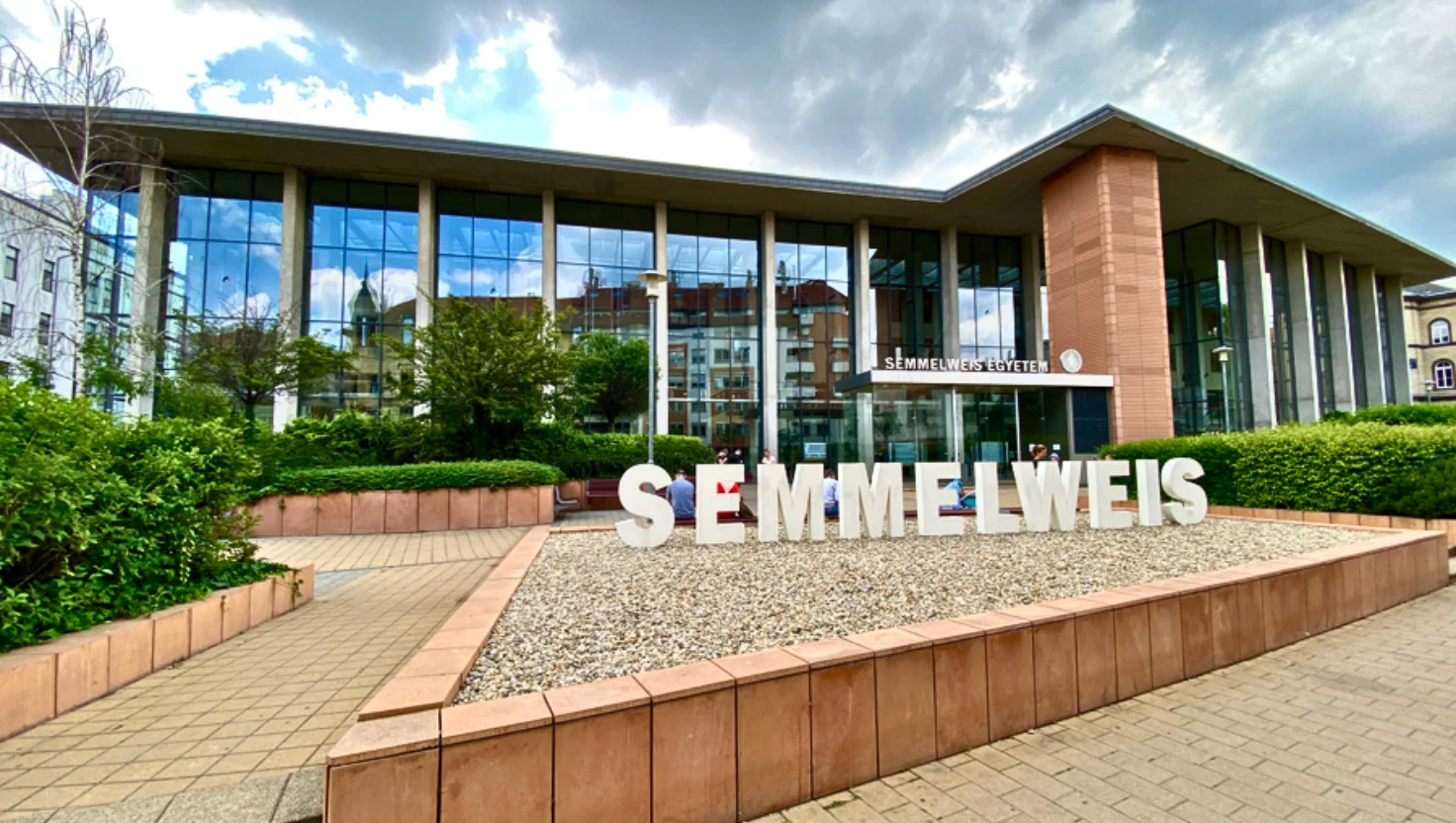 Semmelweis University - MBBS Mithram